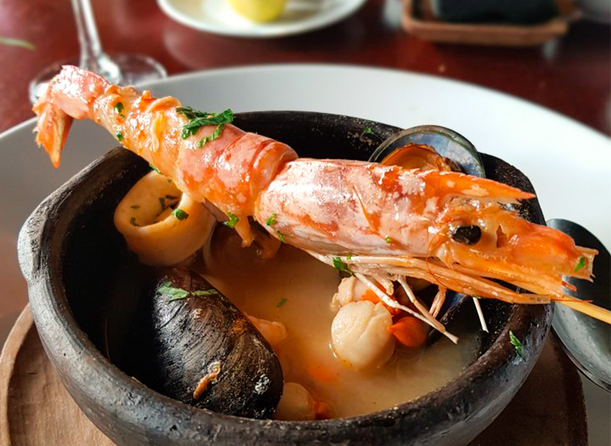 Aquí Está Coco Restaurante - Reserva en restaurantes de Comida Pescados ...